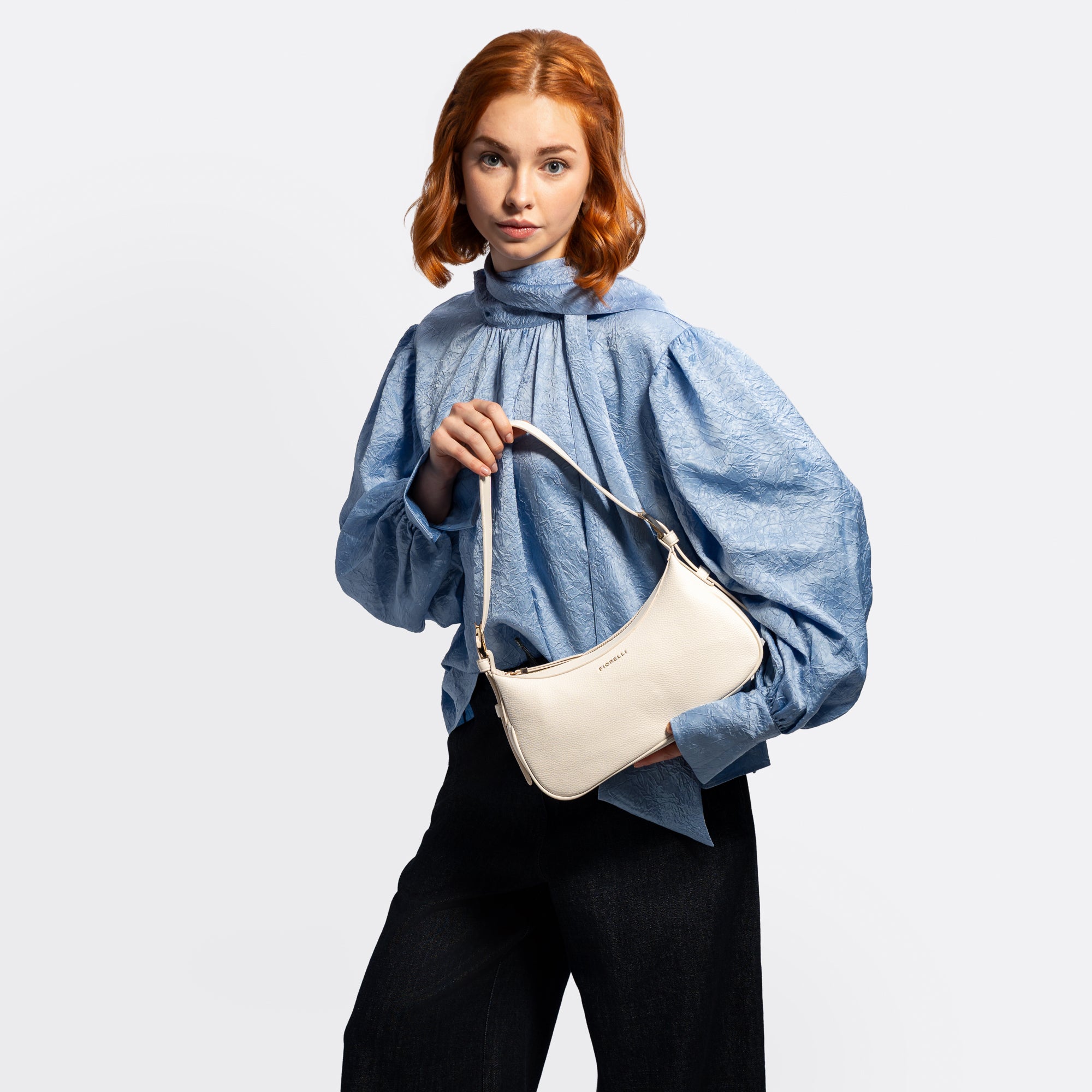 Poppy Shoulder Bag | Claw soft white – Fiorelli.com